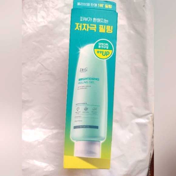dr. g | Skincare | Dr G Brightening Peeling Gel New Face Exfoliating ...